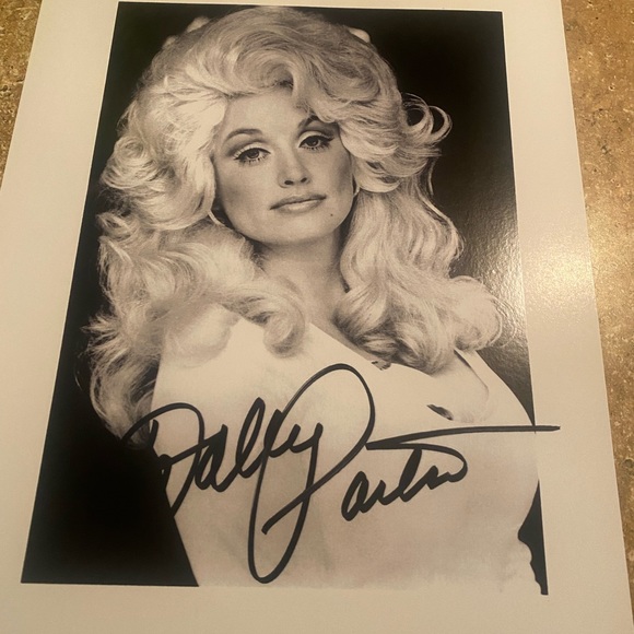 RCA | Other | Dolly Parton Autographed 97s Fanclub Photograph Rare ...